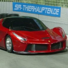 LA Ferrari – SRT